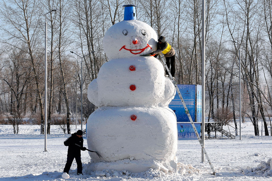 Siberian giant snowman - Russia Beyond