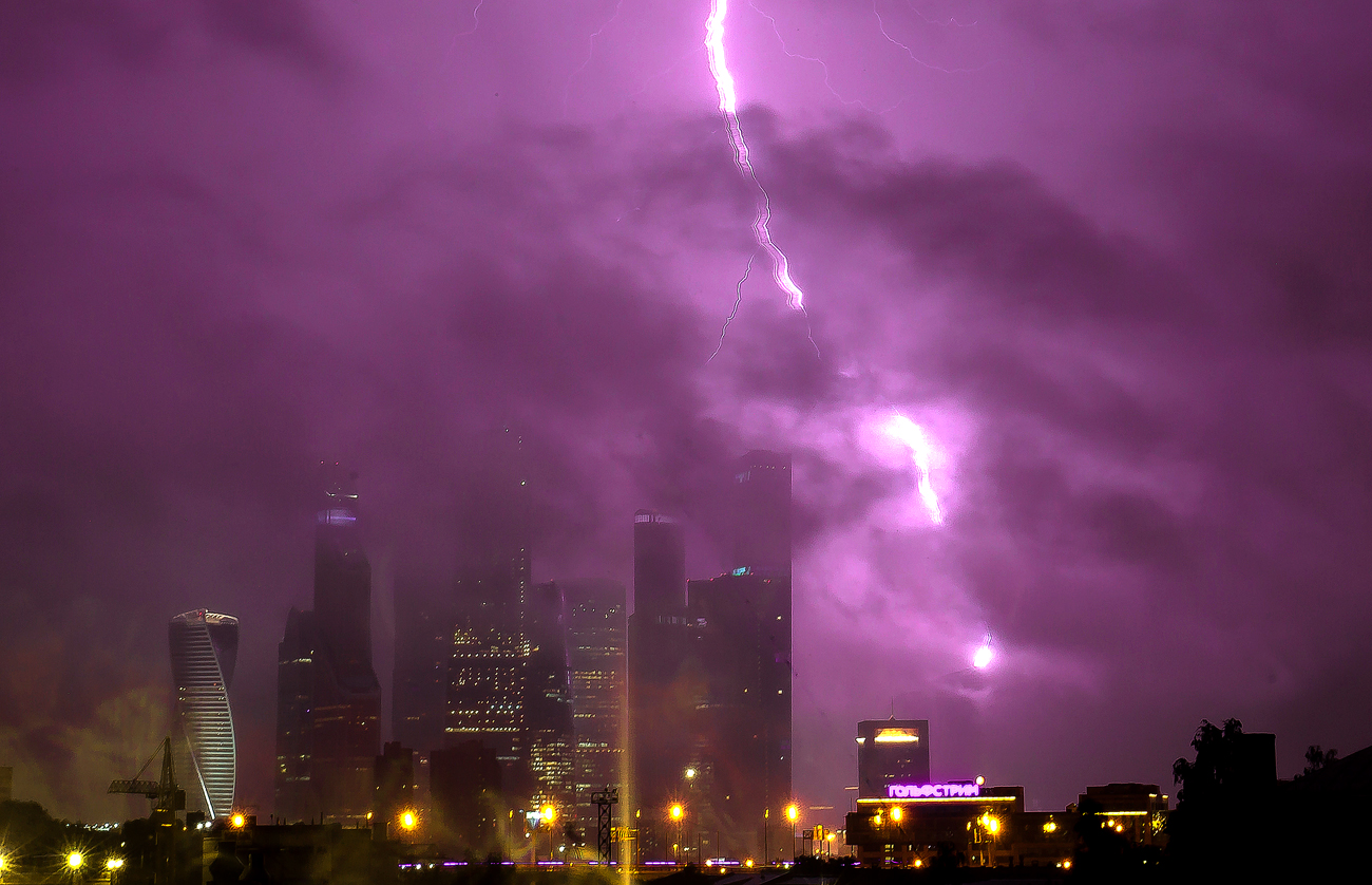 Lightning over the Moscow-City - Russia Beyond