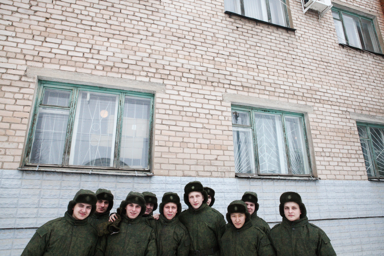 Inside view on regular military service in Russia - Russia Beyond