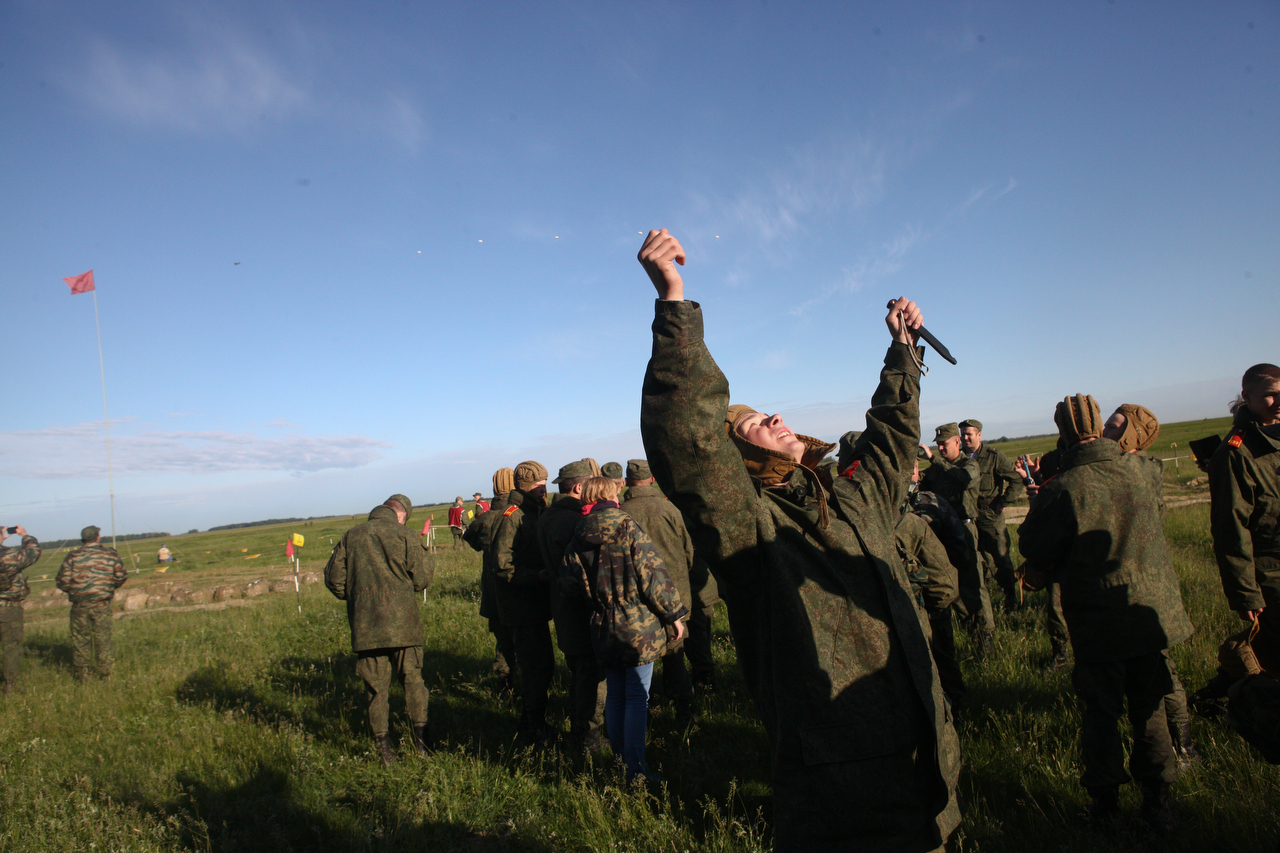 Inside view on regular military service in Russia - Russia Beyond