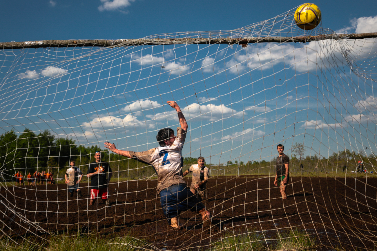 Swamp football: Kicking the ‘beautiful game’ into the quagmire - Russia ...