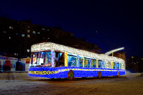 The Russian party bus - Russia Beyond