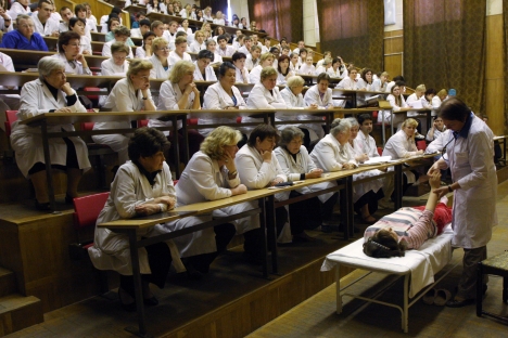 Moscow's doctors to learn English to improve the city's image - Russia ...