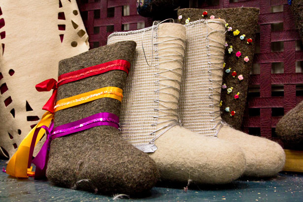 Valenki, the best way to walk a mile in Russians' shoes - Russia Beyond