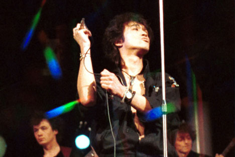 Viktor Tsoi & Kino - "The Anthill" (MUSIC VIDEO) - Russia Beyond