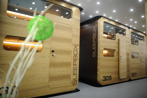 Japanese-inspired Sleepbox Hotel opens in Moscow - Russia Beyond