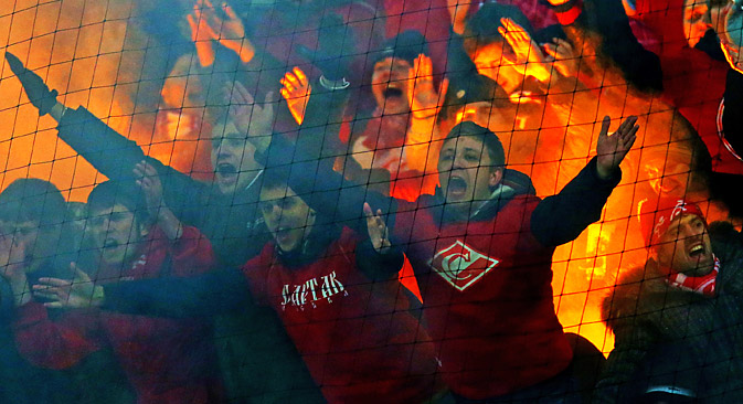 Russia introduces harsh measures against football hooligans - Russia Beyond