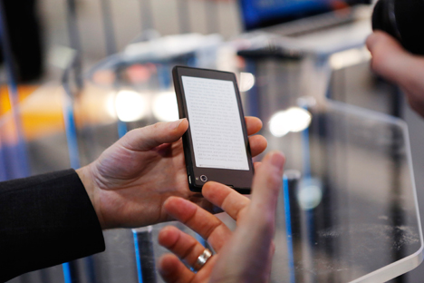 First Russian smartphone to go on sale later this fall - Russia Beyond